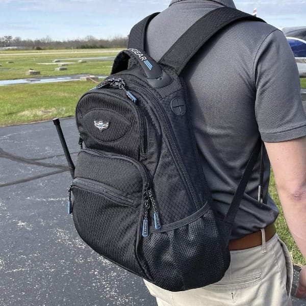 6 Best Backpacks for Student Pilots in 2025